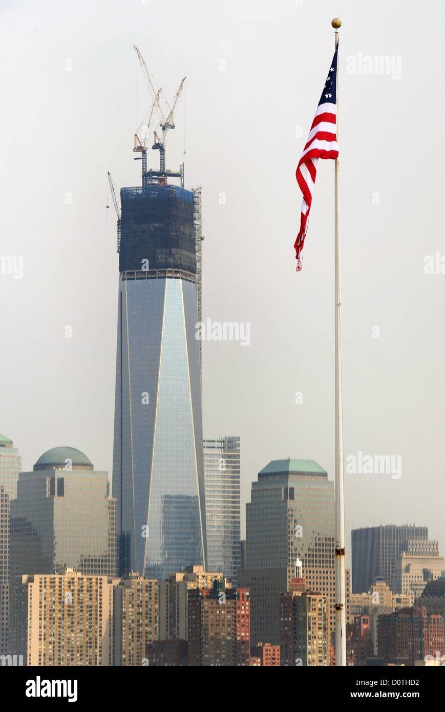 Statue of liberty, media image hi-res stock photography and images - Alamy
