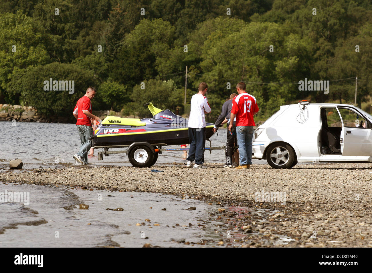Small white van hi-res stock photography and images - Alamy