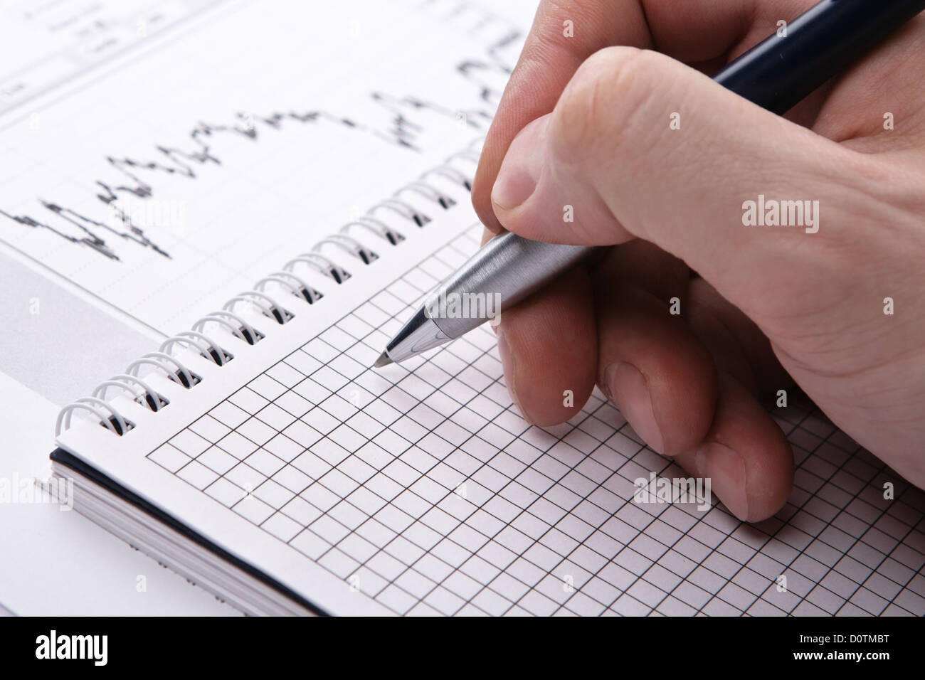 Data analysis information paper hi-res stock photography and images - Alamy