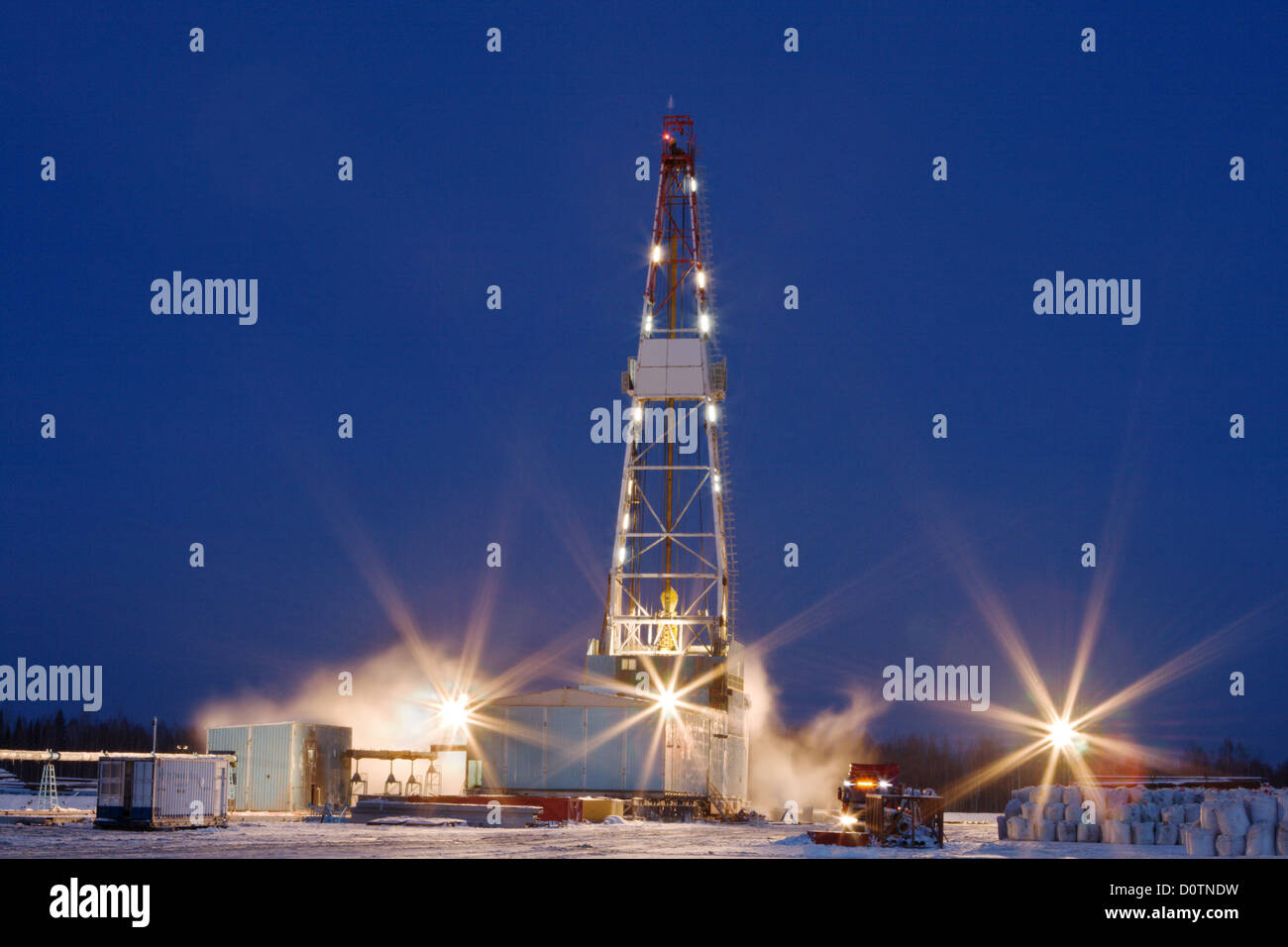 Drilling Rig Night High Resolution Stock Photography and Images - Alamy