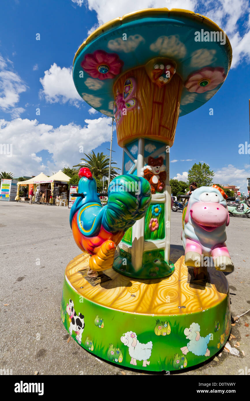 Mini carousel hi-res stock photography and images - Alamy