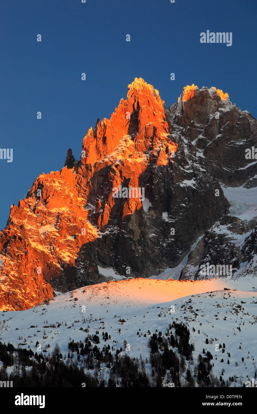 Aiguilles du chamonix hi-res stock photography and images - Alamy