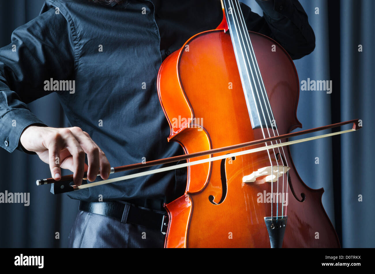 Man playing the cello Stock Photo - Alamy