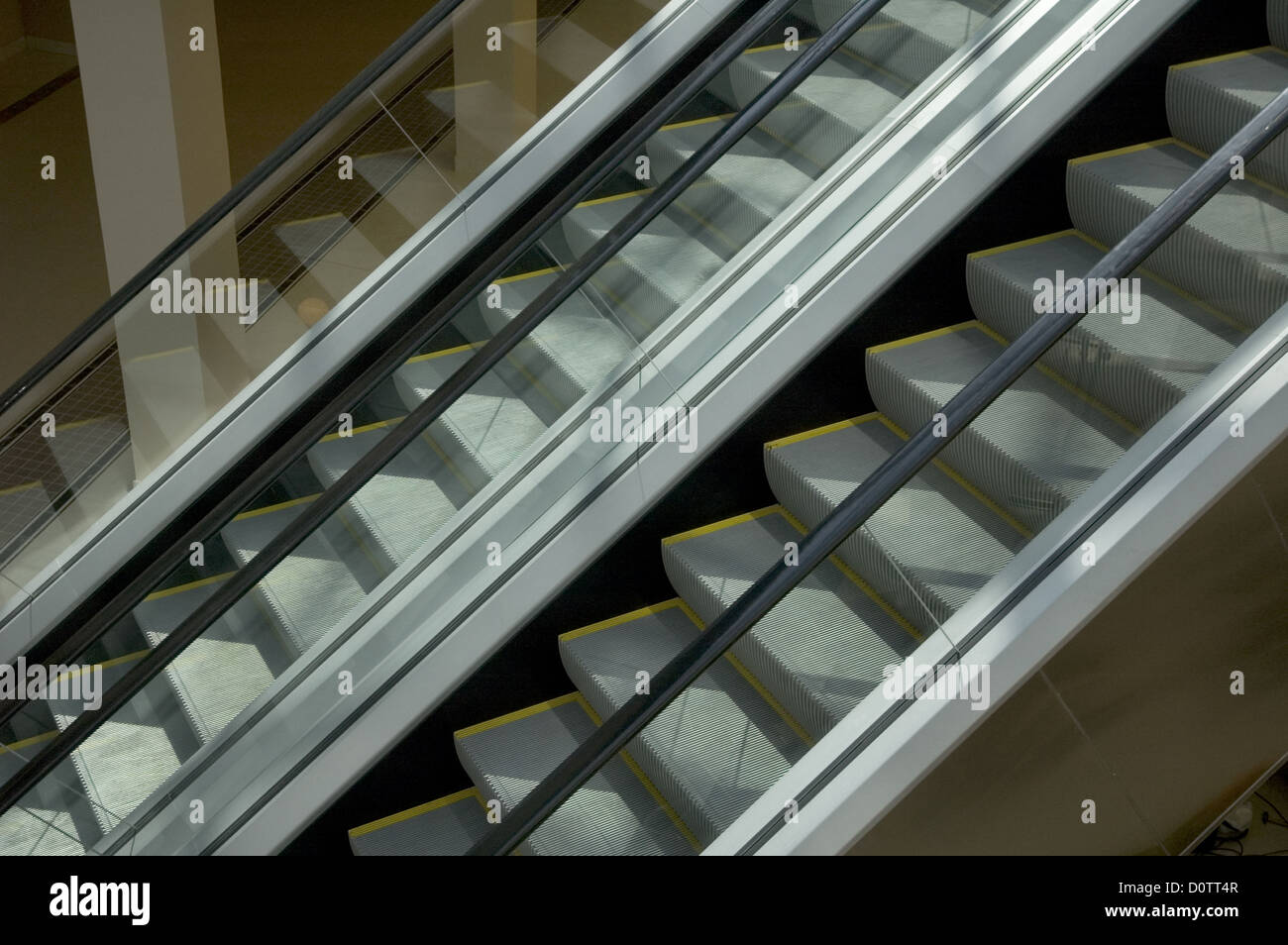 Escalator lights hi-res stock photography and images - Alamy