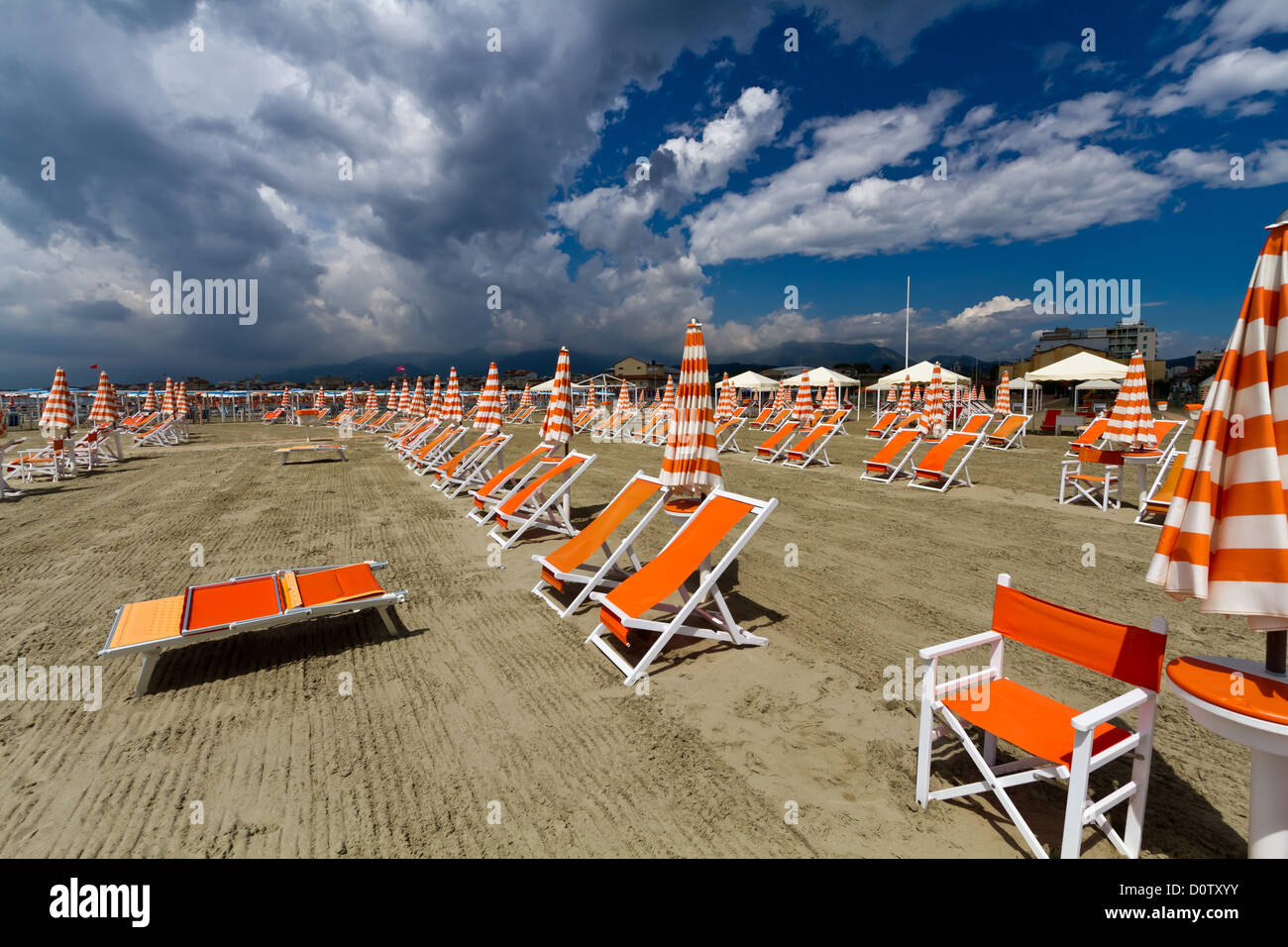 Viareggio Italy Beach Stock Photos & Viareggio Italy Beach Stock Images ...