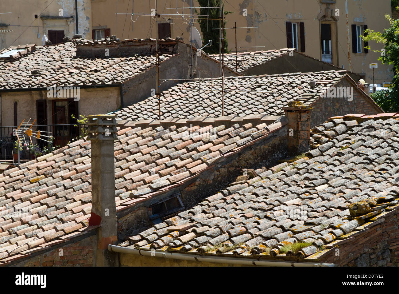 Traditional tiled Roofs in Volterra in Tuscany, Italy Stock Photo - Alamy