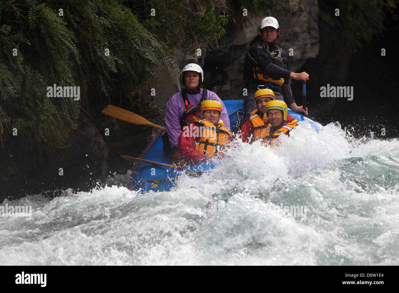 Rafting shotover river queenstown hi-res stock photography and images ...