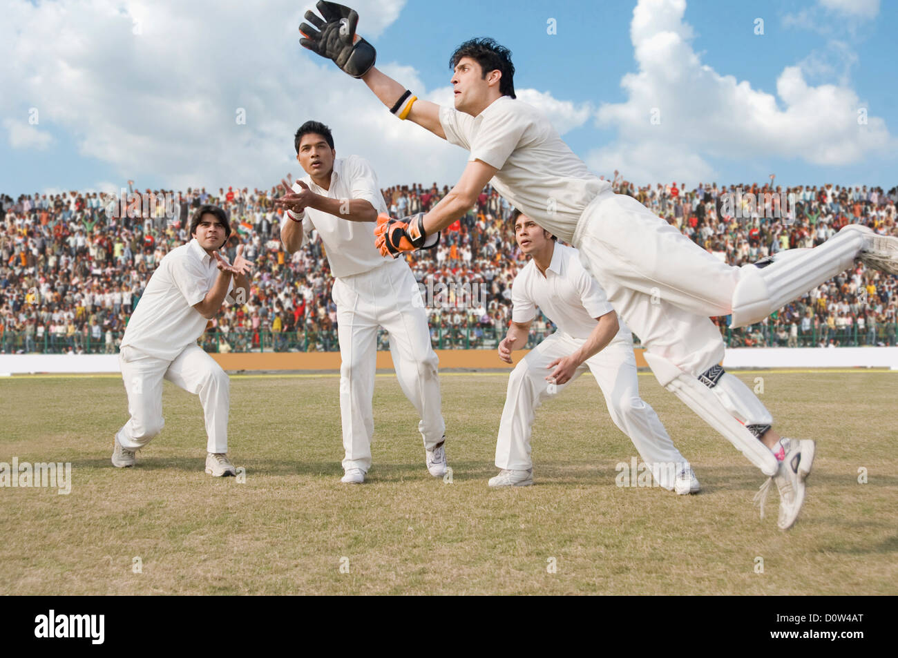 Fielders hi-res stock photography and images - Alamy