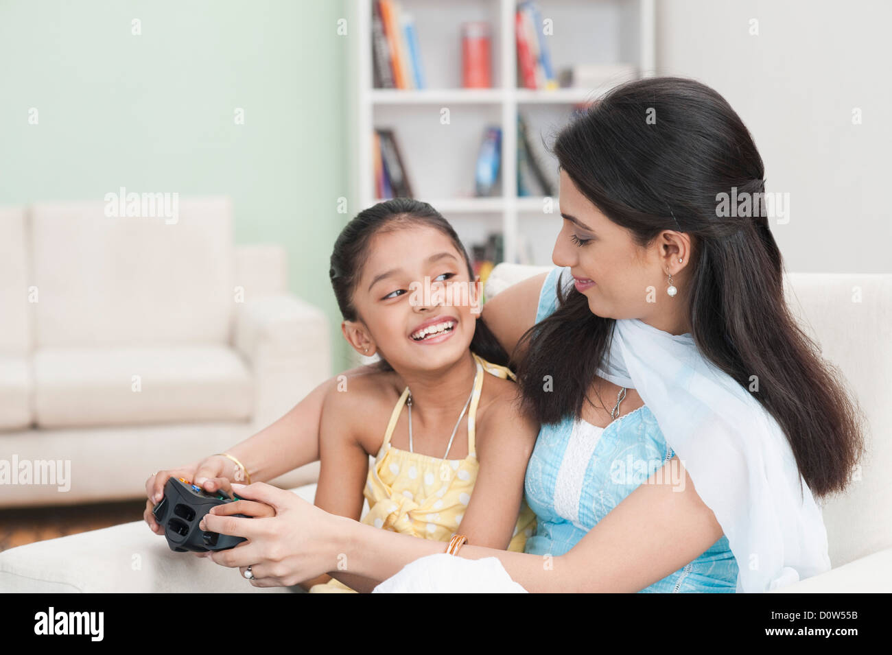 Game cuddling hi-res stock photography and images - Alamy