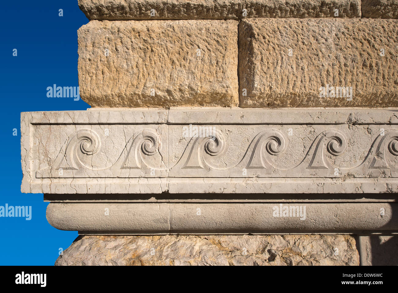 White ashlar stone blocks hi-res stock photography and images - Alamy