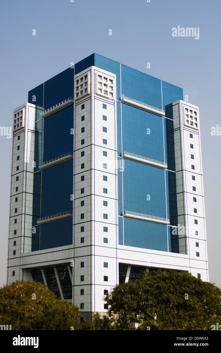 Gurgaon india skyline hi-res stock photography and images - Alamy