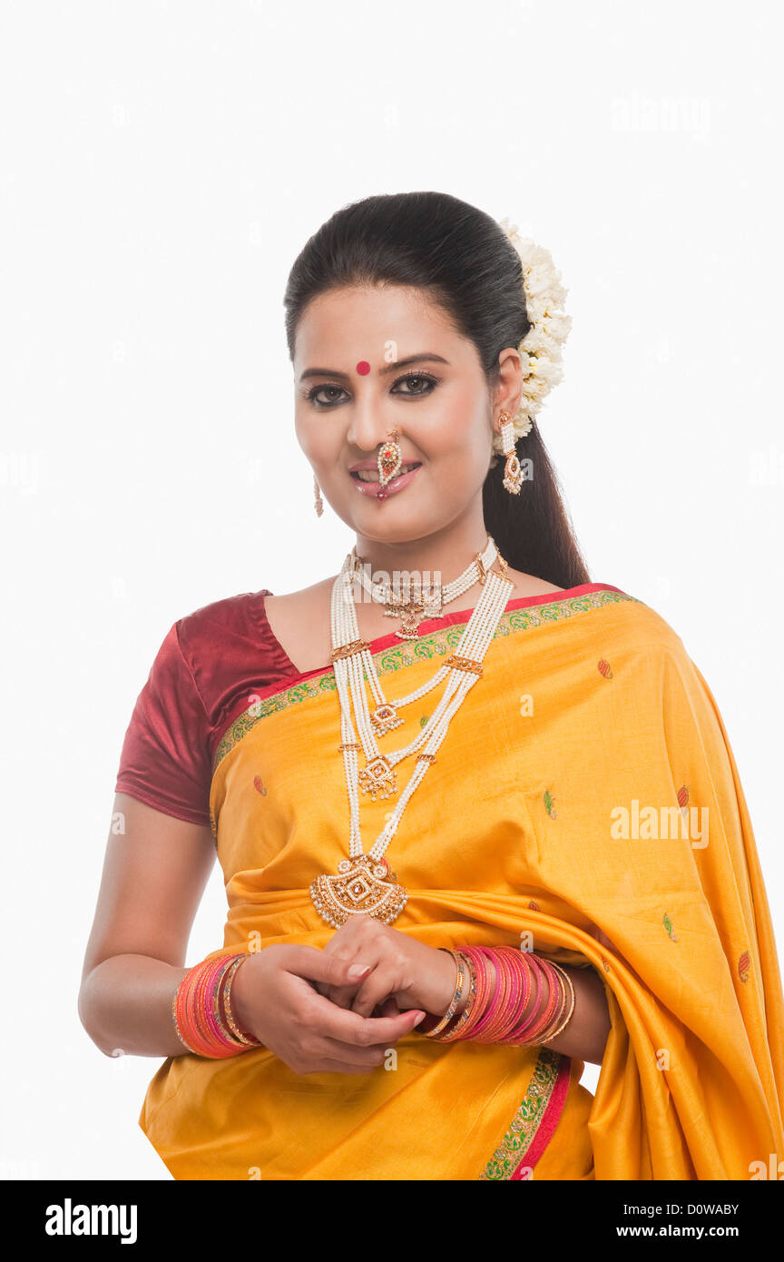 Marathi woman hi-res stock photography and images - Alamy