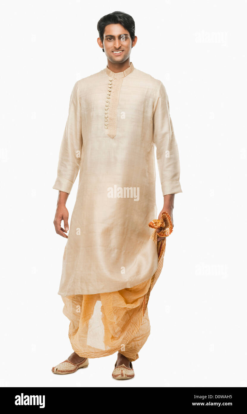 Portrait of a Bengali man smiling Stock Photo - Alamy