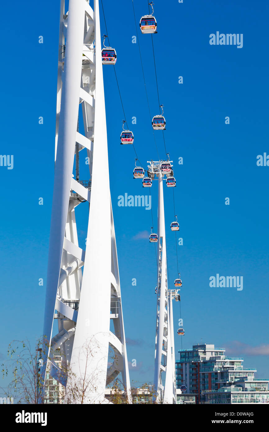 Air line emirates cable car, London, England Stock Photo - Alamy