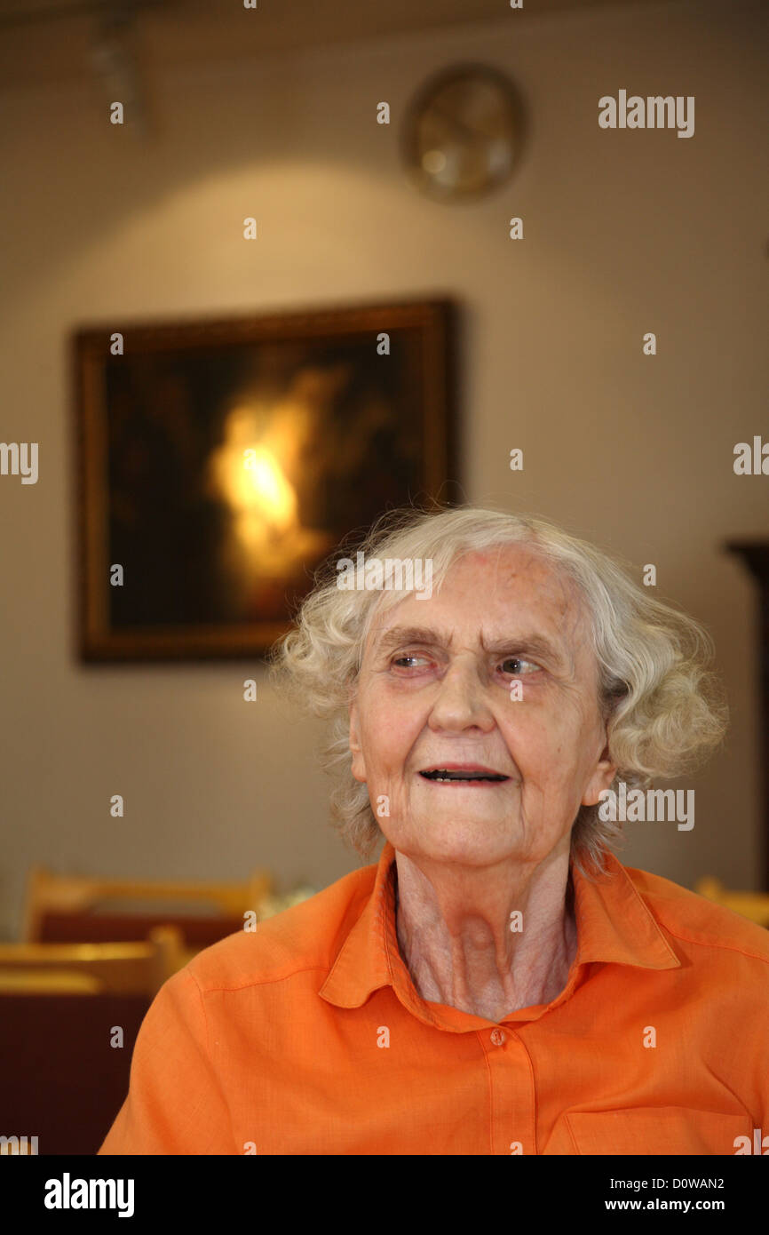 Seniorenheim High Resolution Stock Photography and Images - Alamy