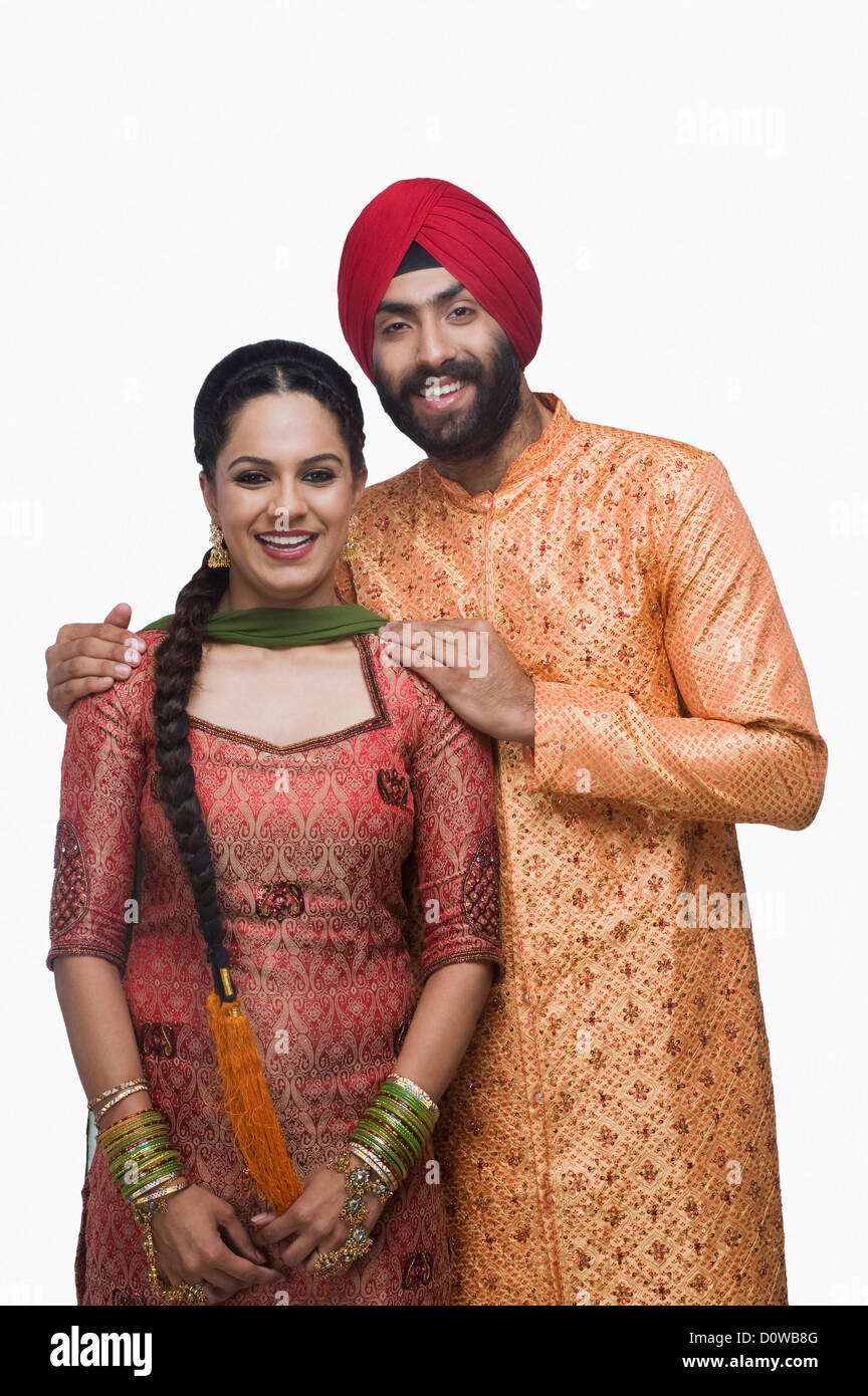 Portrait of a Sikh couple smiling Stock Photo - Alamy