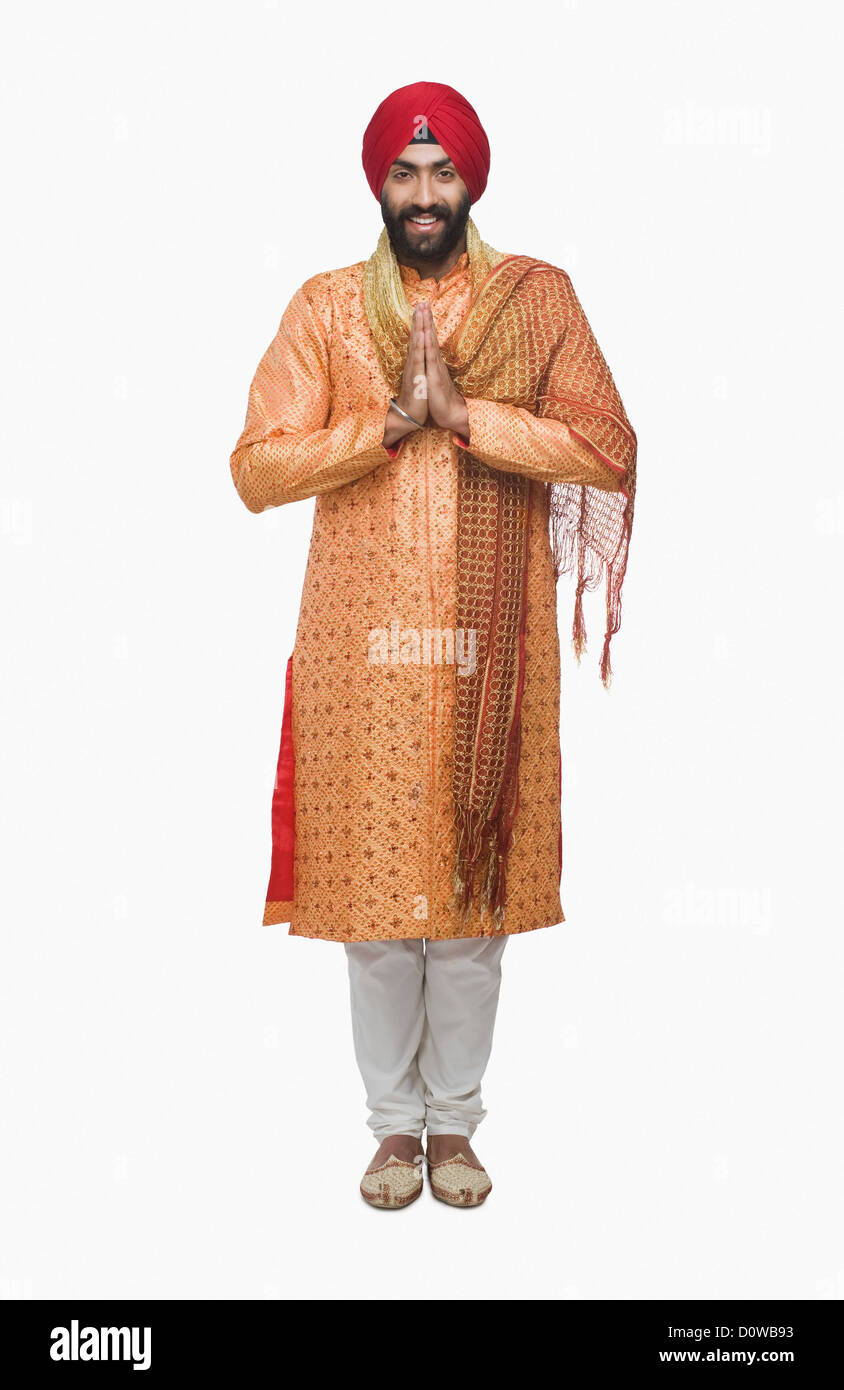 Young indian sikh man smiling Cut Out Stock Images & Pictures - Alamy