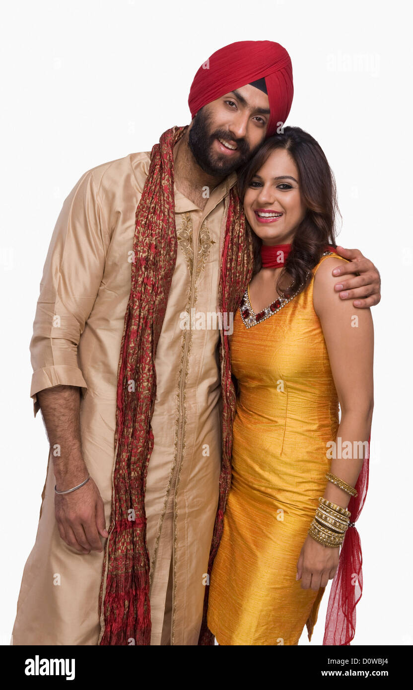 Portrait of a Sikh couple smiling Stock Photo - Alamy