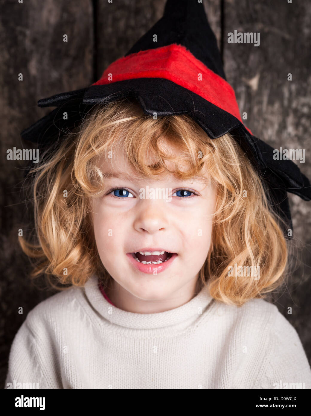 Funny child girl in witch hi-res stock photography and images - Alamy