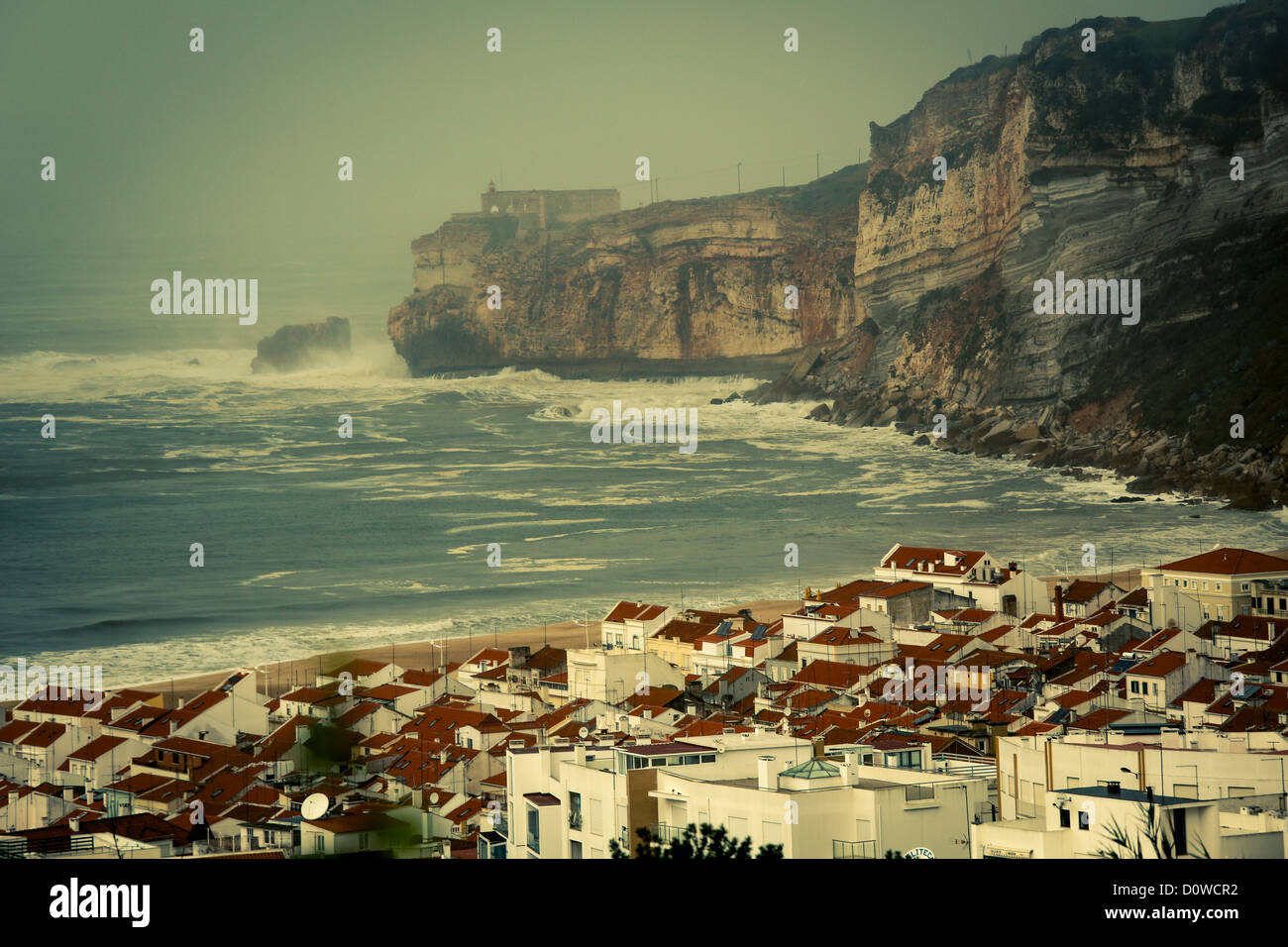 Nazare hi-res stock photography and images - Alamy