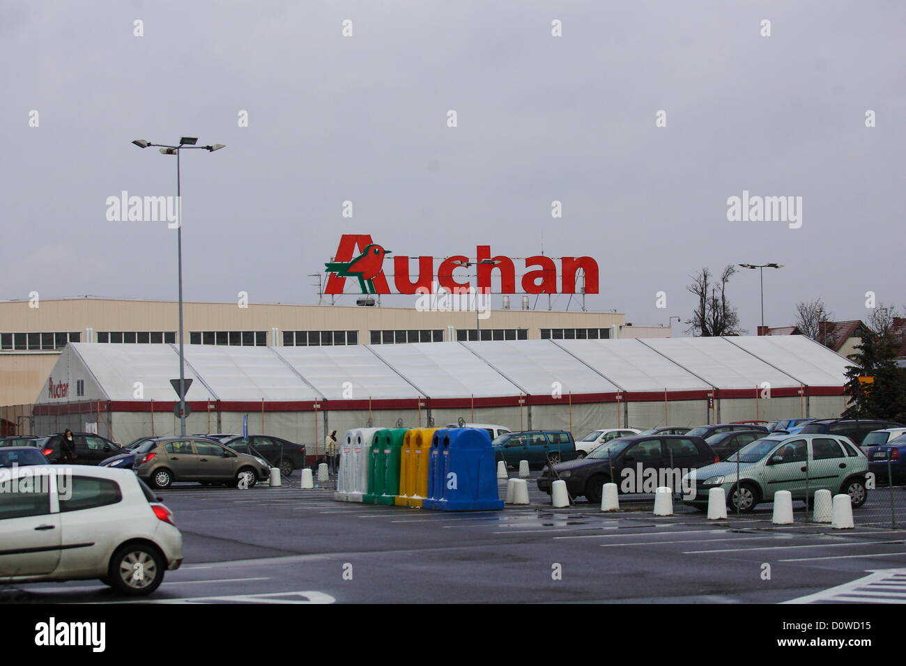 Real hipermarket hi-res stock photography and images - Alamy