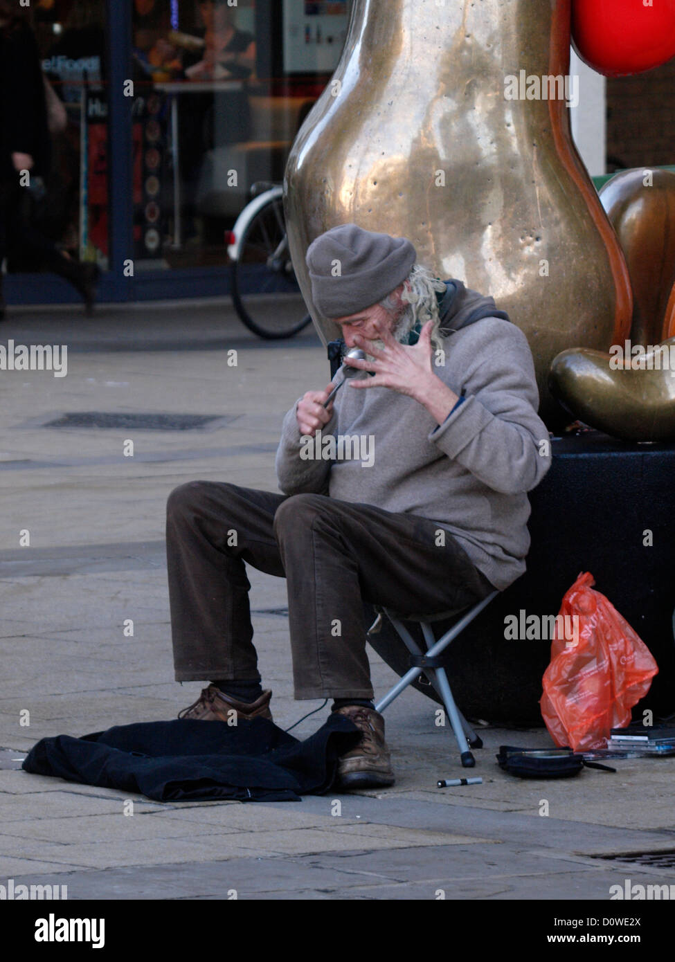 Play spoons hi-res stock photography and images - Alamy