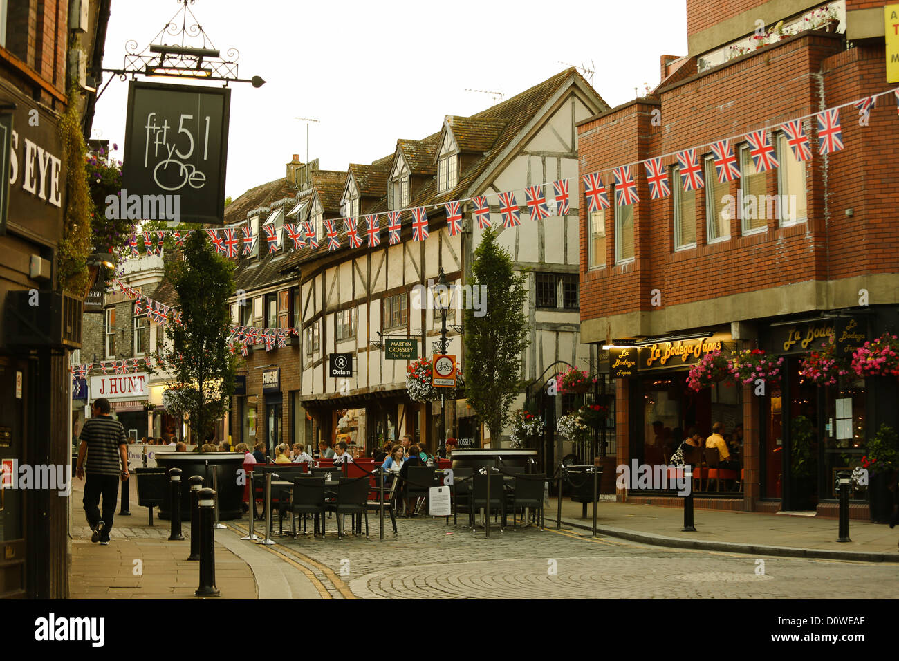 Windsor castle flags hi-res stock photography and images - Alamy