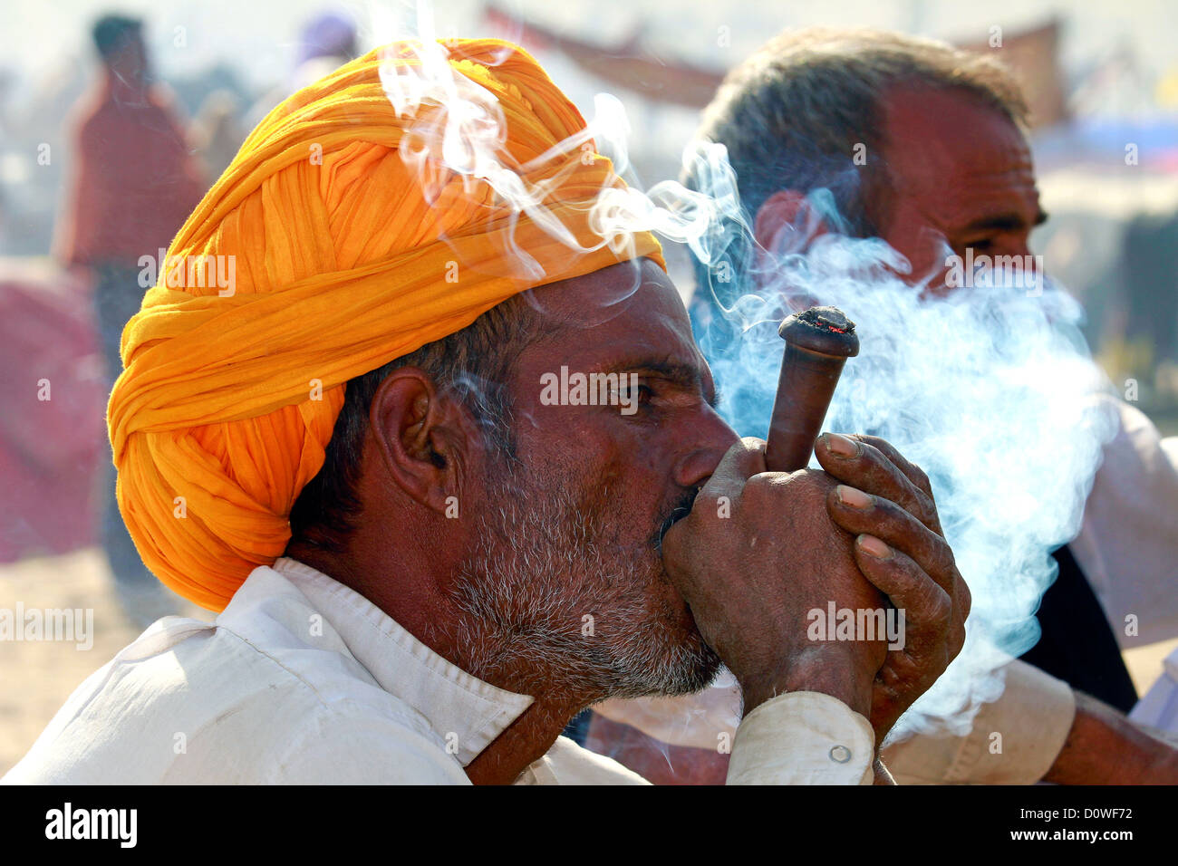 Cigar indian smoking hi-res stock photography and images - Alamy