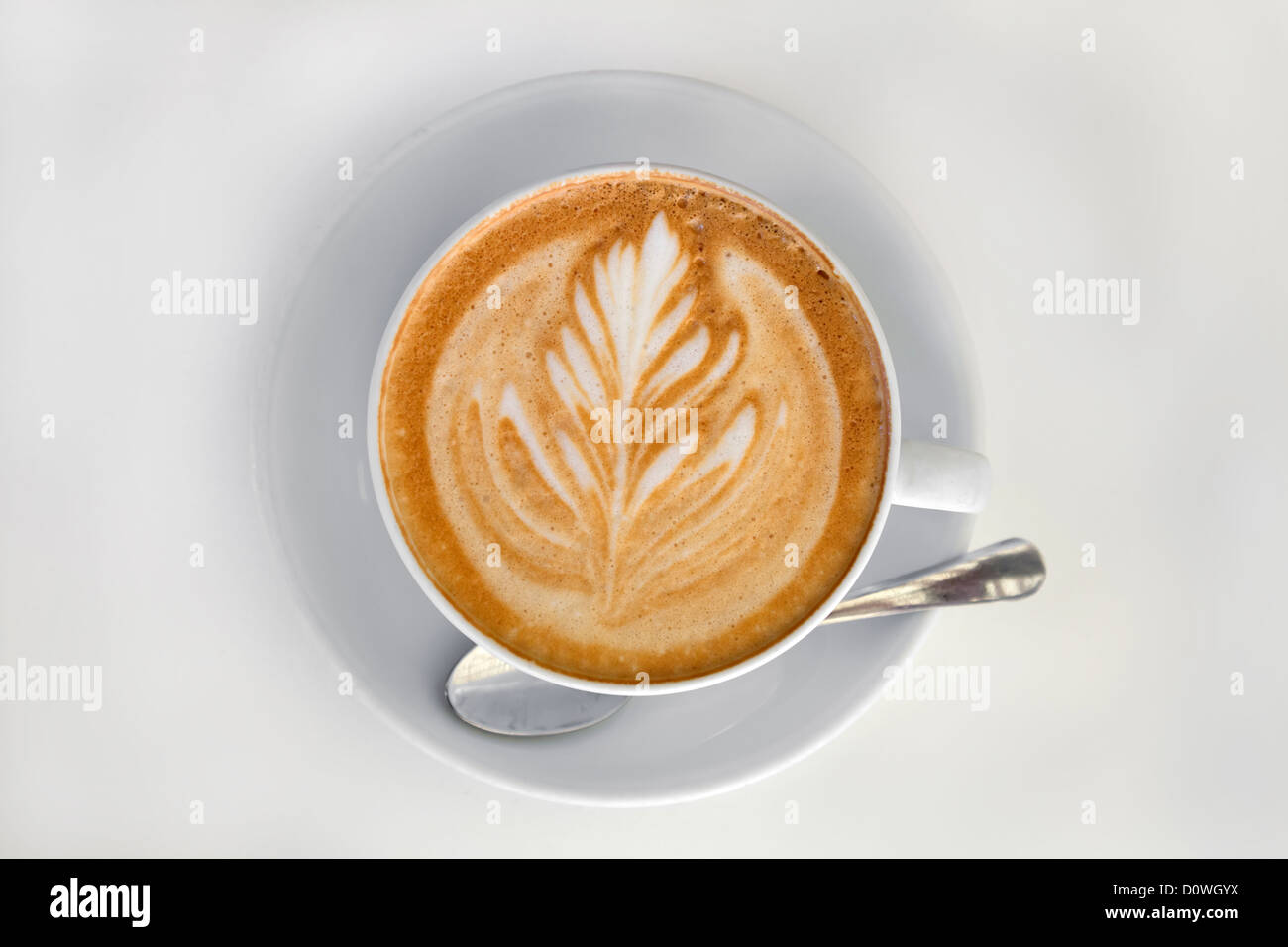 Cappucino with leaf shape foam Stock Photo - Alamy