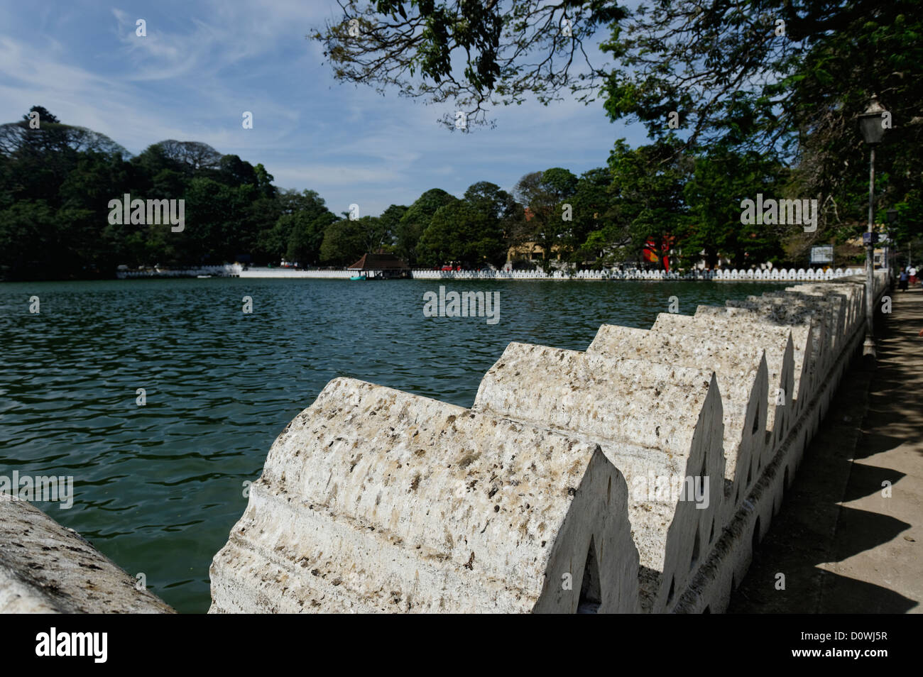 THe lake and wall, Kandy, Sri Lanka Stock Photo - Alamy