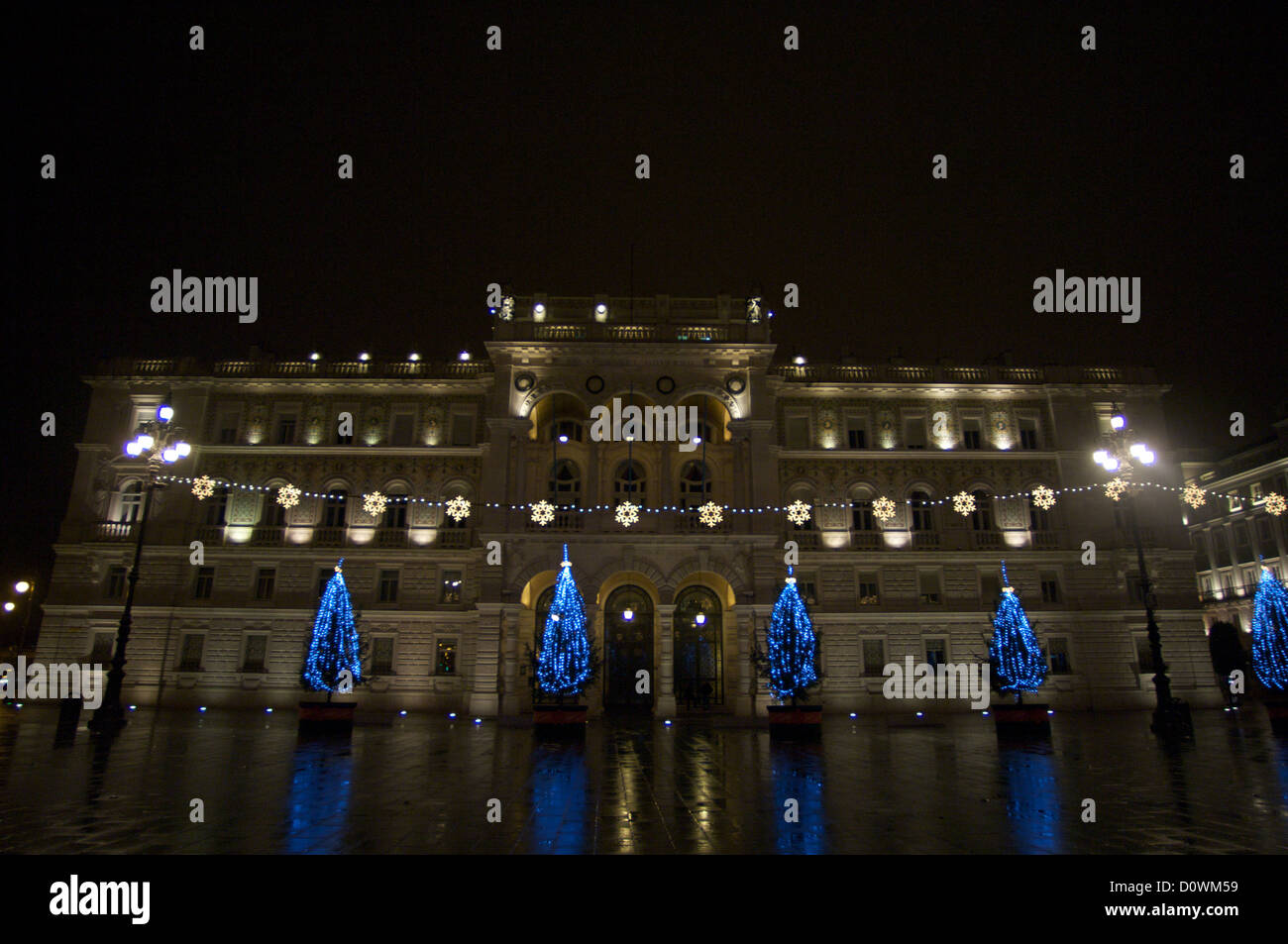 Christmas in Trieste, Italy's famous town square Stock Photo - Alamy