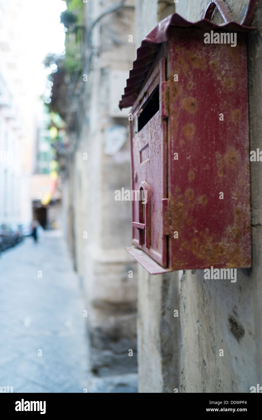 Old rusty mailbox in hi-res stock photography and images - Alamy