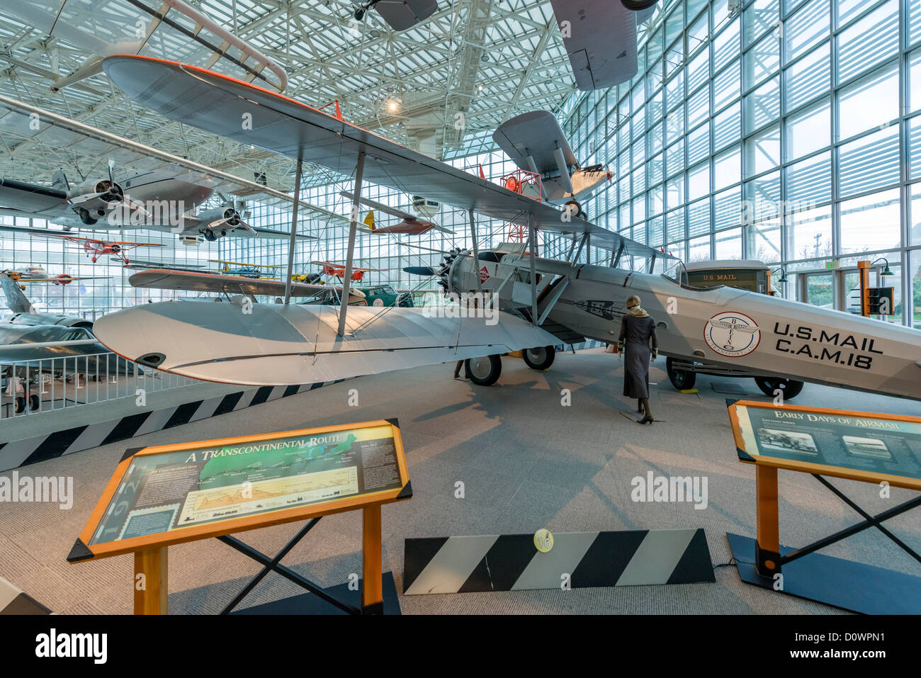 A replica 1928 Boeing Model 40B airmail plane, The Museum of Flight ...