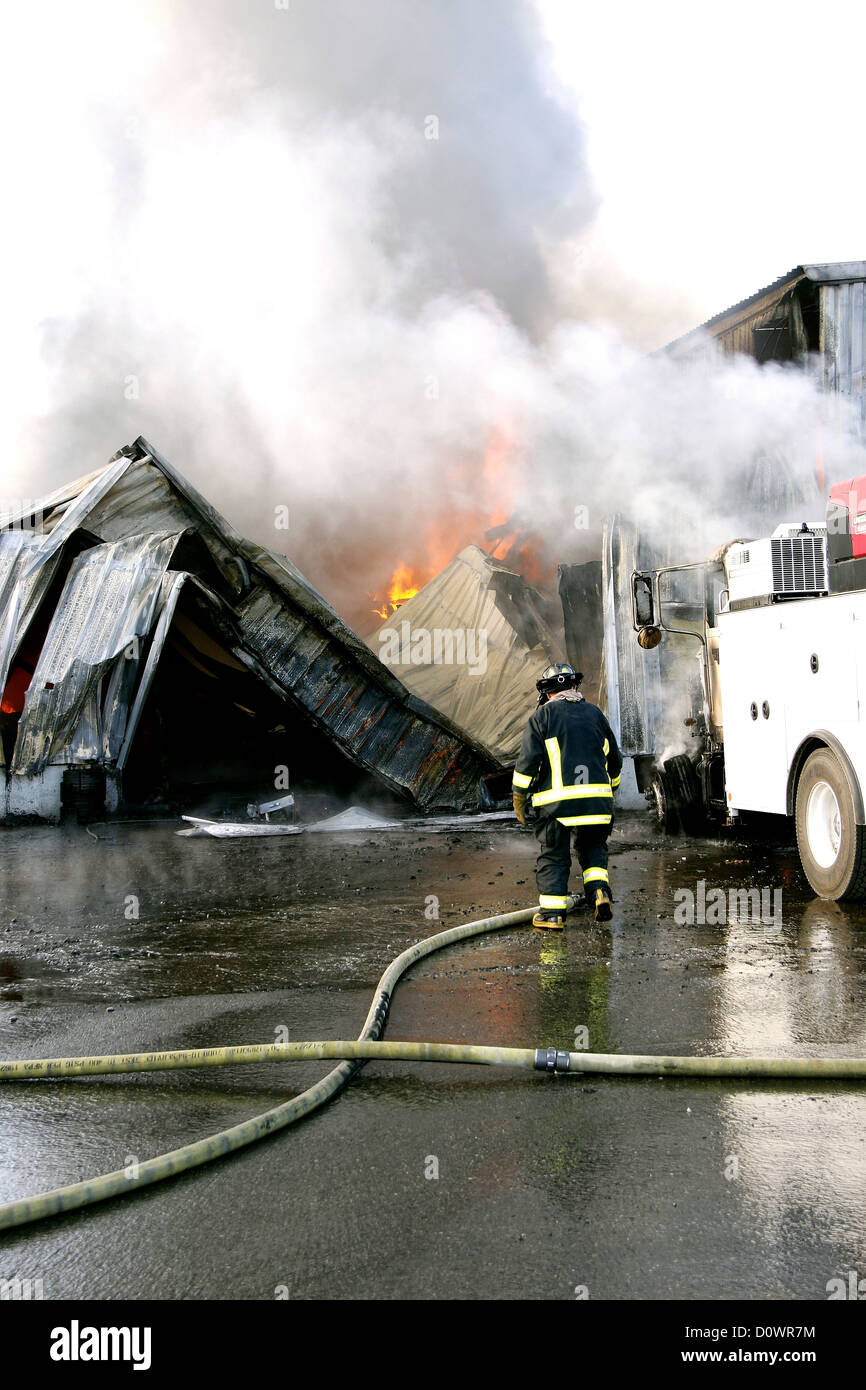 Selland Construction Commercial Structure Fire Stock Photo - Alamy