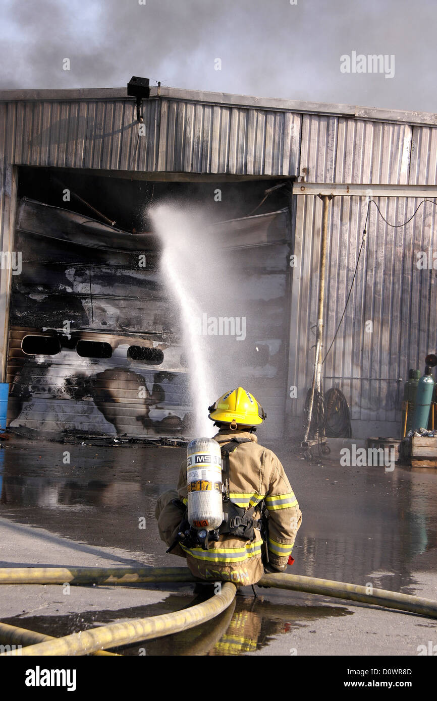 Selland Construction Commercial Structure Fire Stock Photo - Alamy