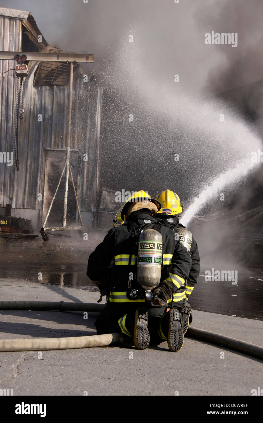 Selland Construction Commercial Structure Fire Stock Photo - Alamy