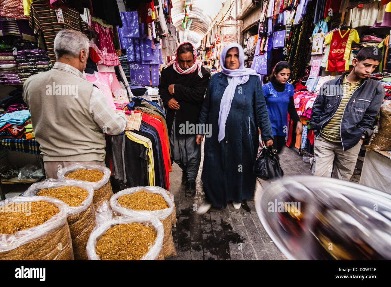 Kurdish ethnicity hi-res stock photography and images - Alamy