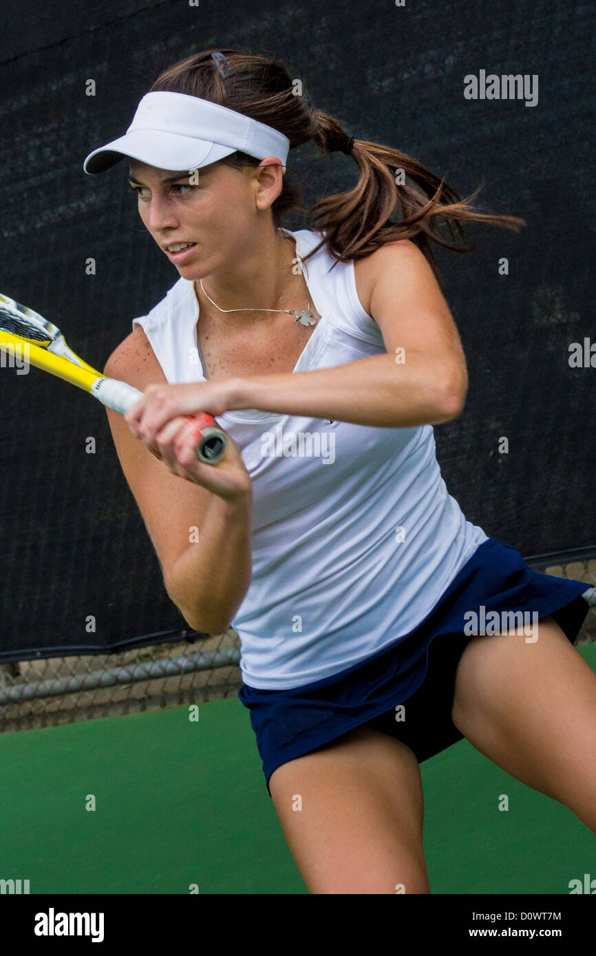 Womens tennis match Stock Photo - Alamy