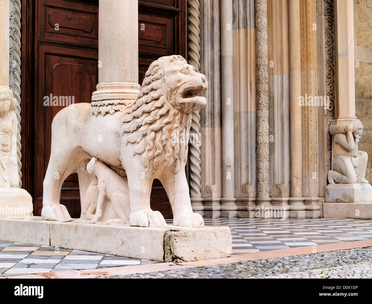 Bergamo center hi-res stock photography and images - Alamy