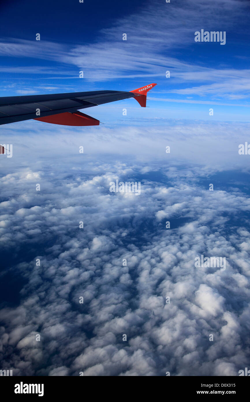 Easyjet plane view from window hi-res stock photography and images - Alamy