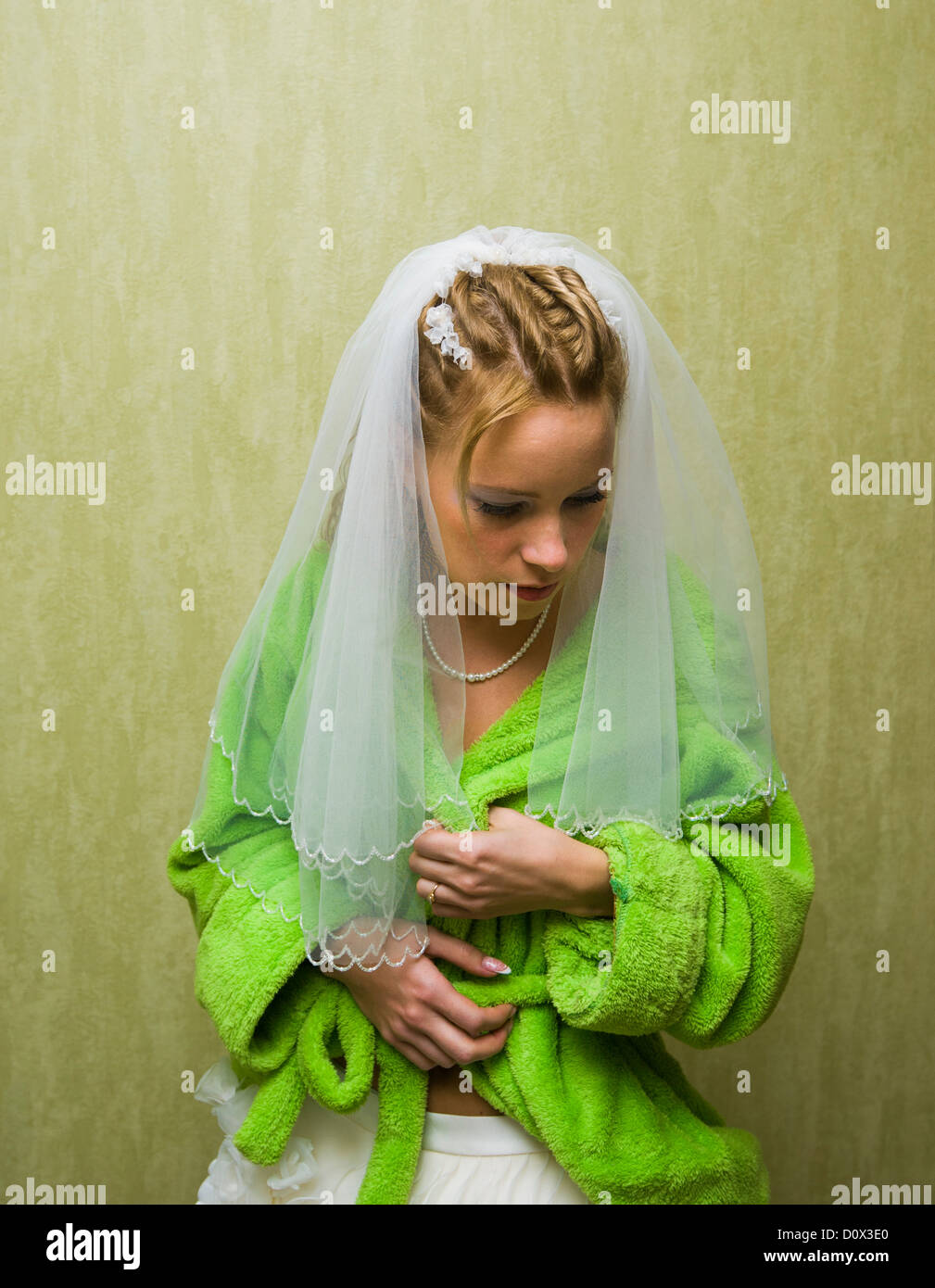 young bride getting ready wedding morning Stock Photo - Alamy