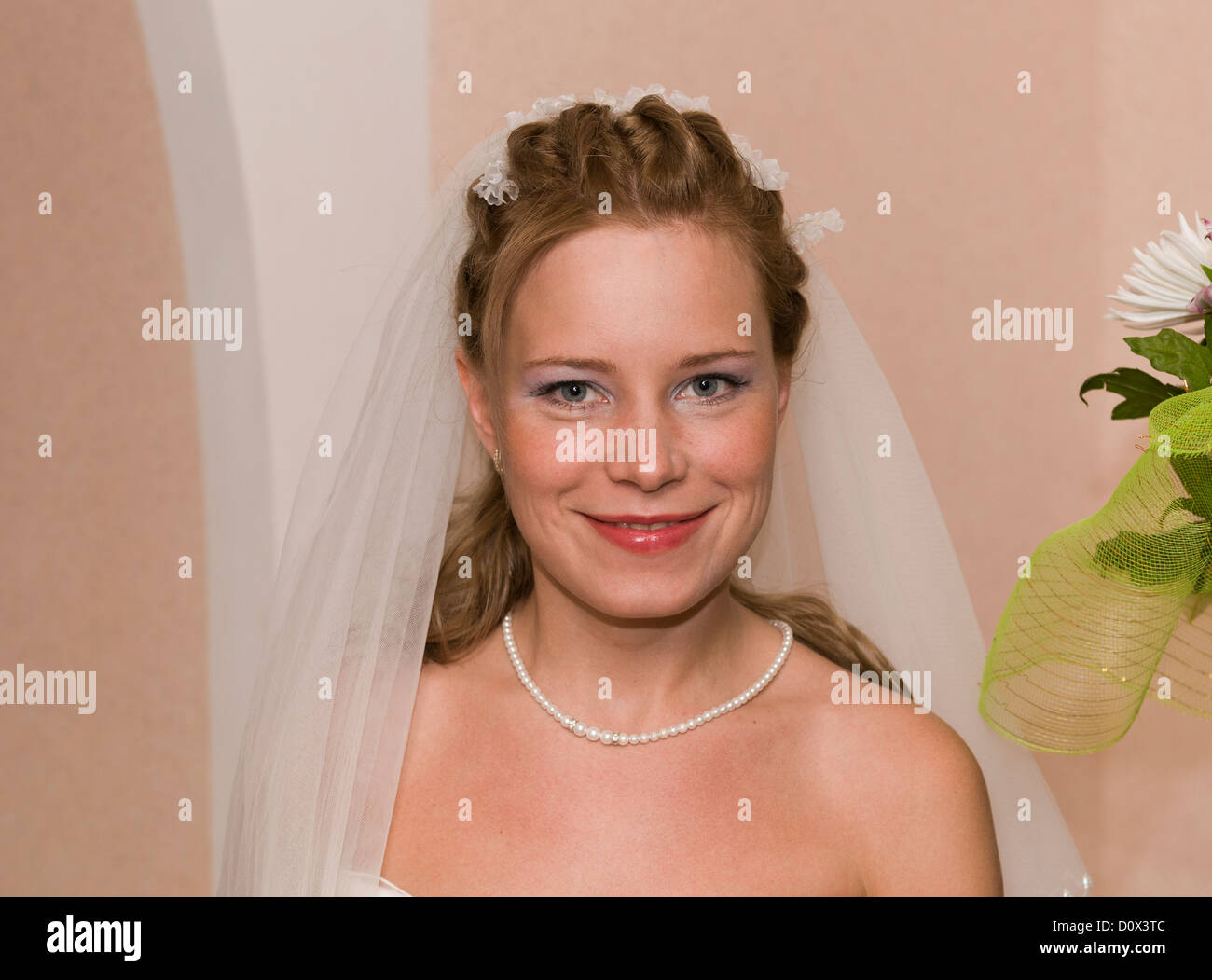 Beautiful young bride just before wedding ceremony Stock Photo - Alamy