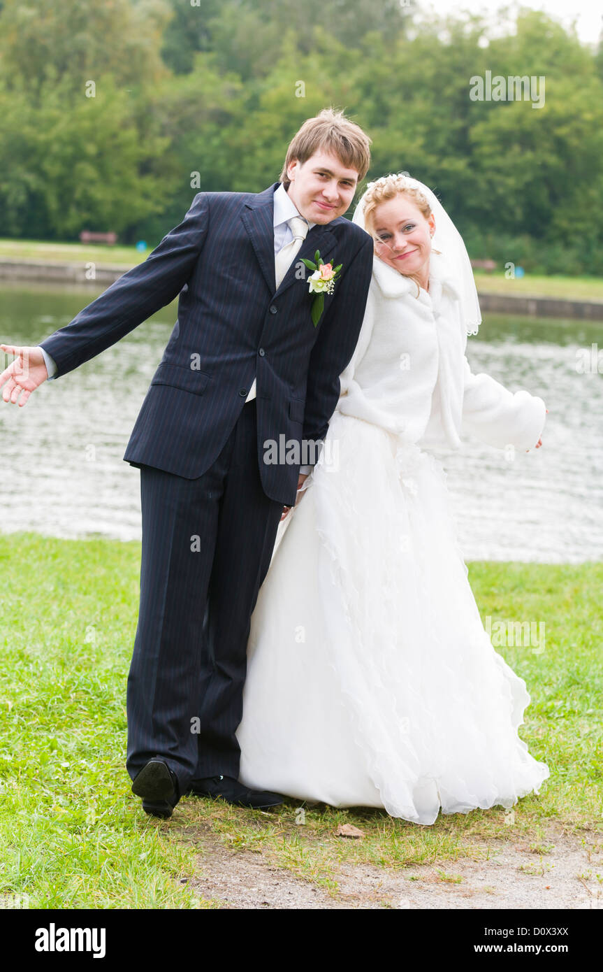 happy newlywed couple bride groom wife husband loving Stock Photo - Alamy