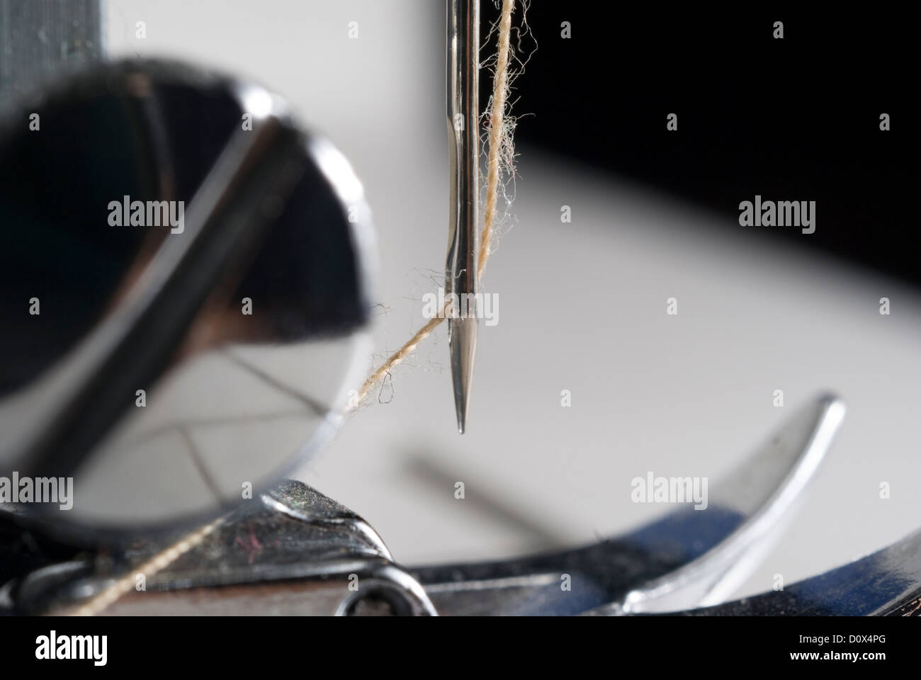 needle in sewing machine Stock Photo - Alamy