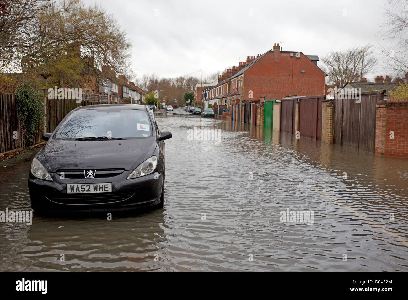 flooding on the botley road oxford Stock Photo - Alamy