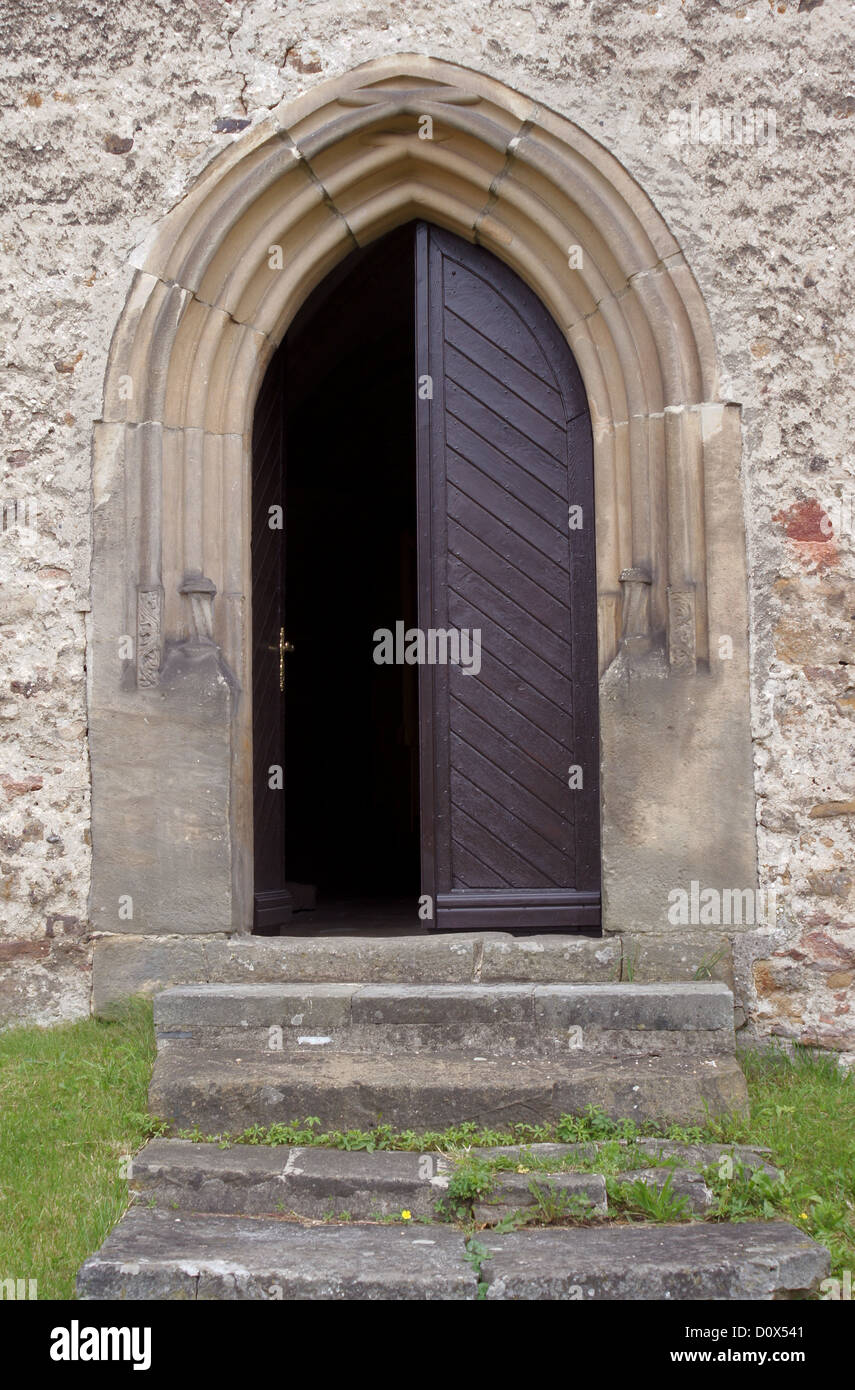Portal medieval hi-res stock photography and images - Alamy
