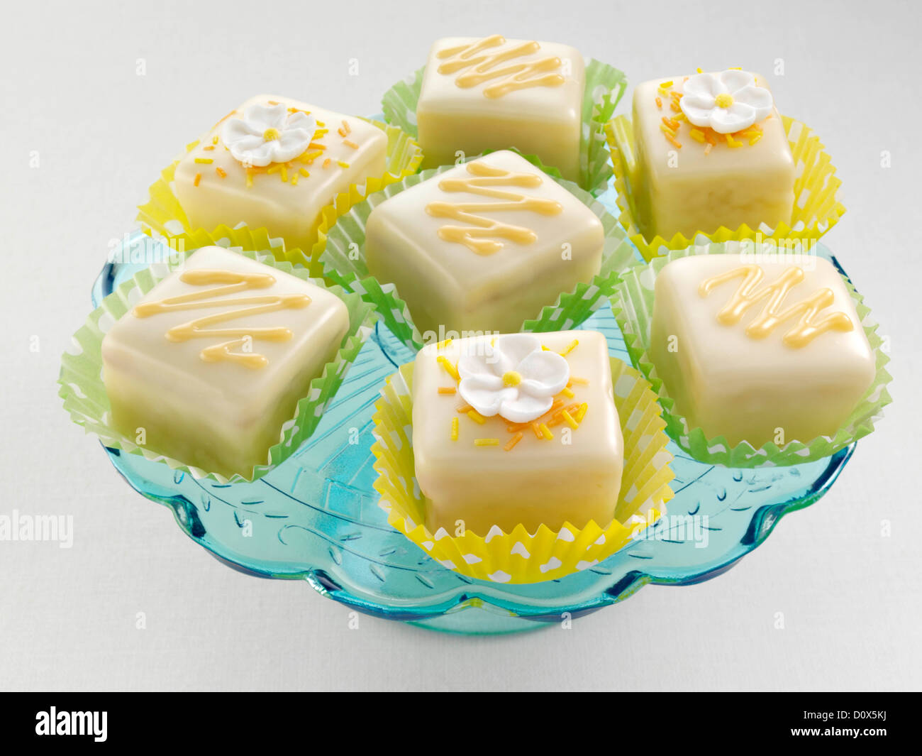 French fancies squares hi-res stock photography and images - Alamy