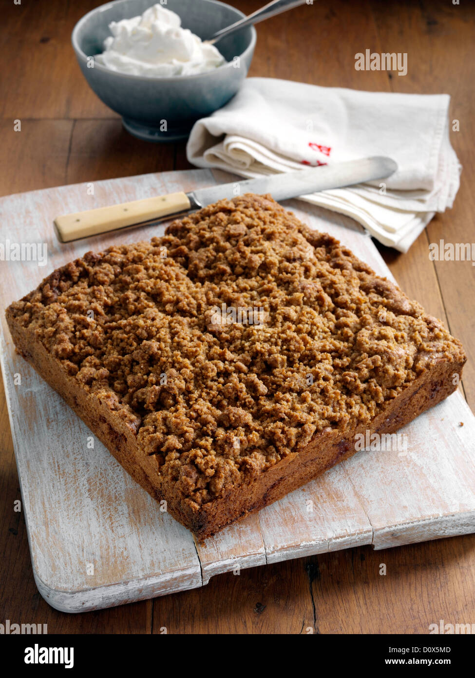 Golden caster sugar bowl hi-res stock photography and images - Alamy