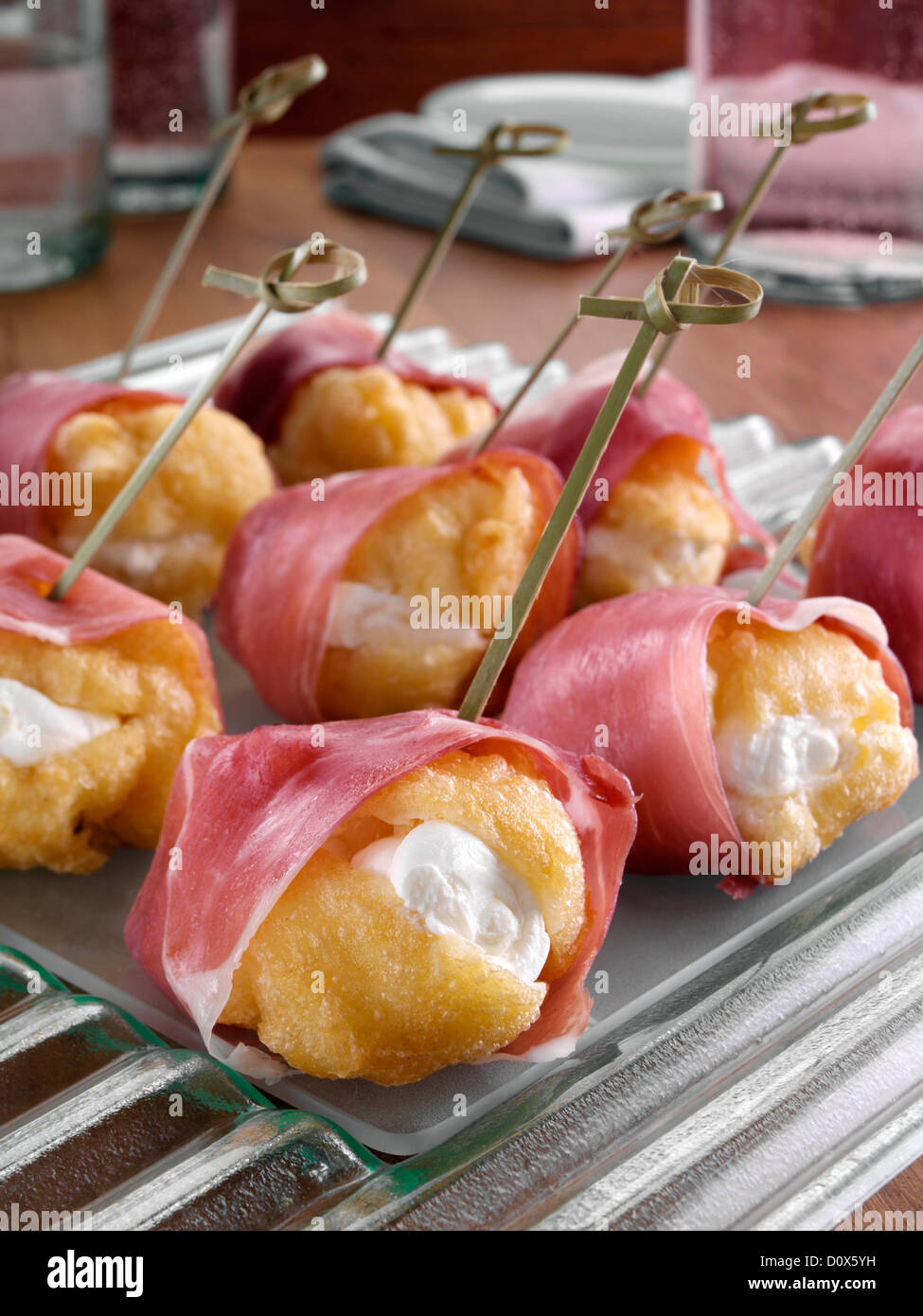 Zeppole fluffy savoury Italian beignets Stock Photo - Alamy