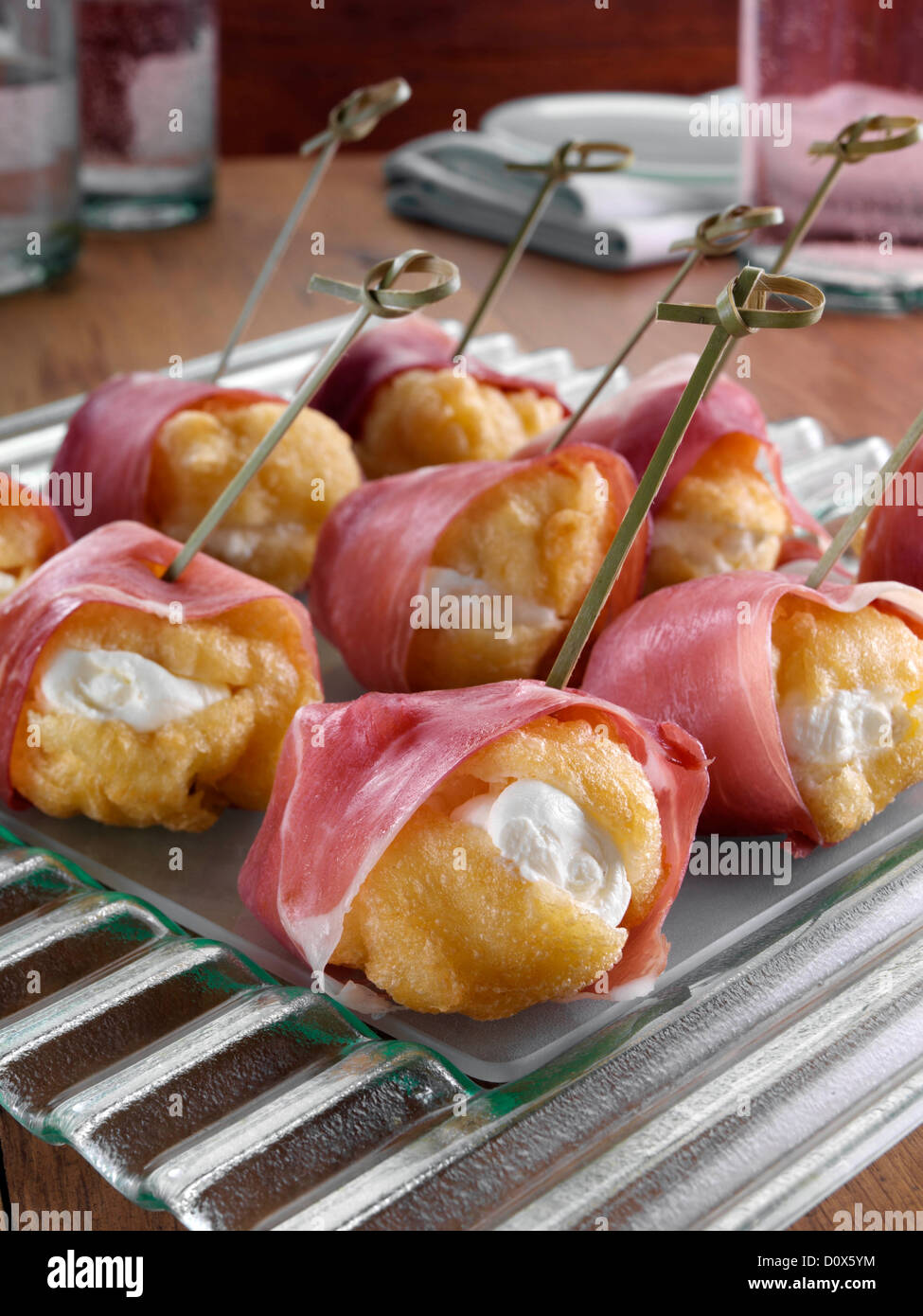 Zeppole fluffy savoury Italian beignets Stock Photo - Alamy